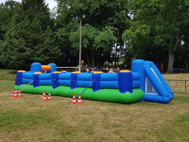 Location Baby-Foot Géant | Gonflab Loisirs
